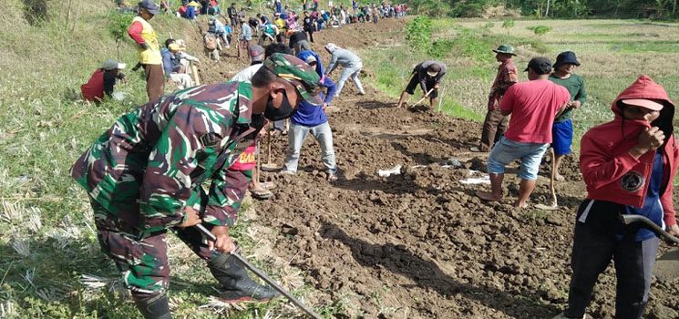 Detail Gambar Gotong Royong Di Masyarakat Beserta Penjelasannya Koleksi