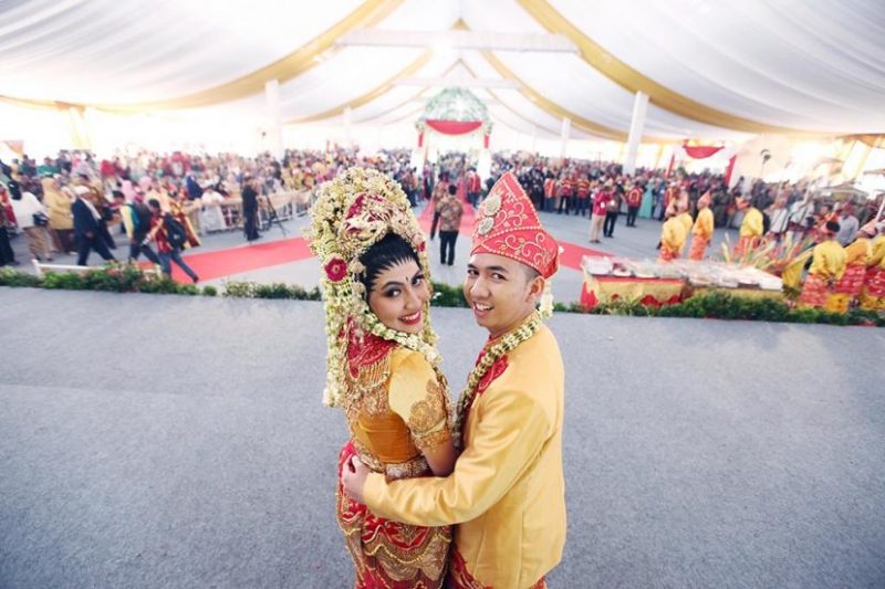 Detail Gambar Baju Adat Kalimantan Selatan Koleksi Nomer 36 Detail Gambar Baju Adat Kalimantan Selatan Koleksi Nomer 36