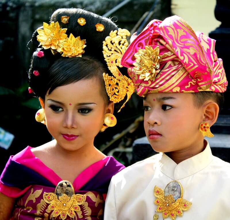 Detail Contoh Gambar Pakaian Adat Bali Koleksi Nomer 46 Detail Contoh Gambar Pakaian Adat Bali Koleksi Nomer 46