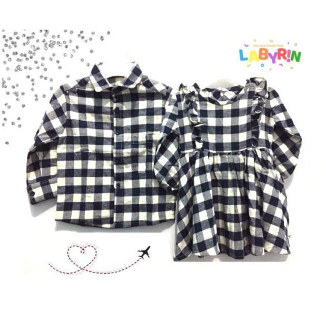 Detail Gambar Kakak Adik Hitam Putih Koleksi Nomer 20