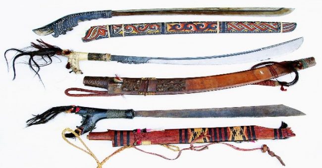 Detail Gambar Senjata Tradisional Sulawesi Barat Koleksi Nomer 43
