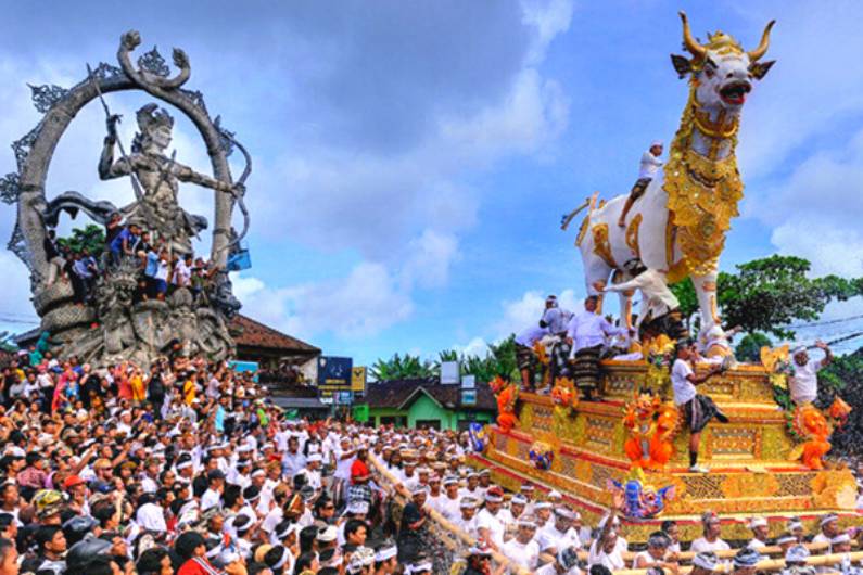 Detail Gambar Upacara Ngaben Di Bali Koleksi Nomer 16 Detail Gambar Upacara Ngaben Di Bali Koleksi Nomer 16