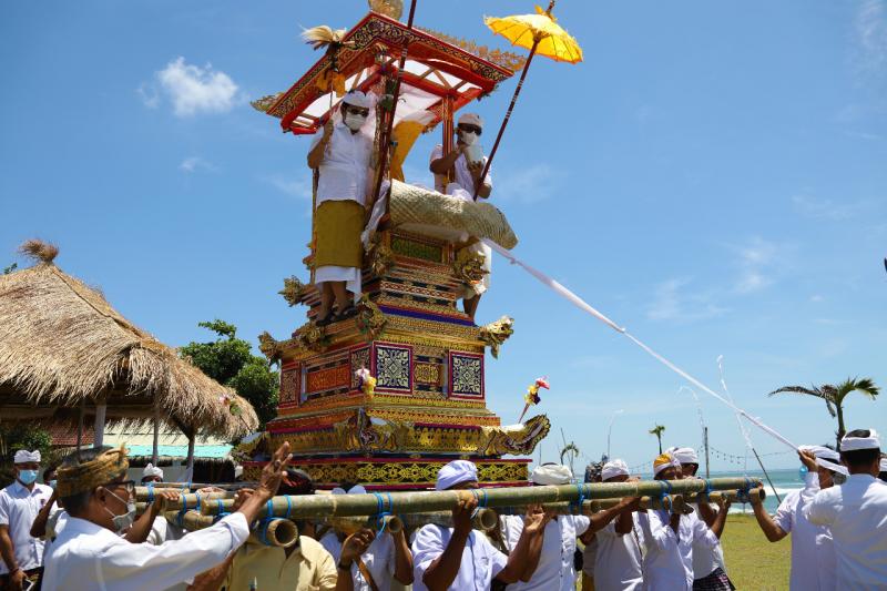 Detail Gambar Upacara Ngaben Di Bali Koleksi Nomer 28 Detail Gambar Upacara Ngaben Di Bali Koleksi Nomer 28