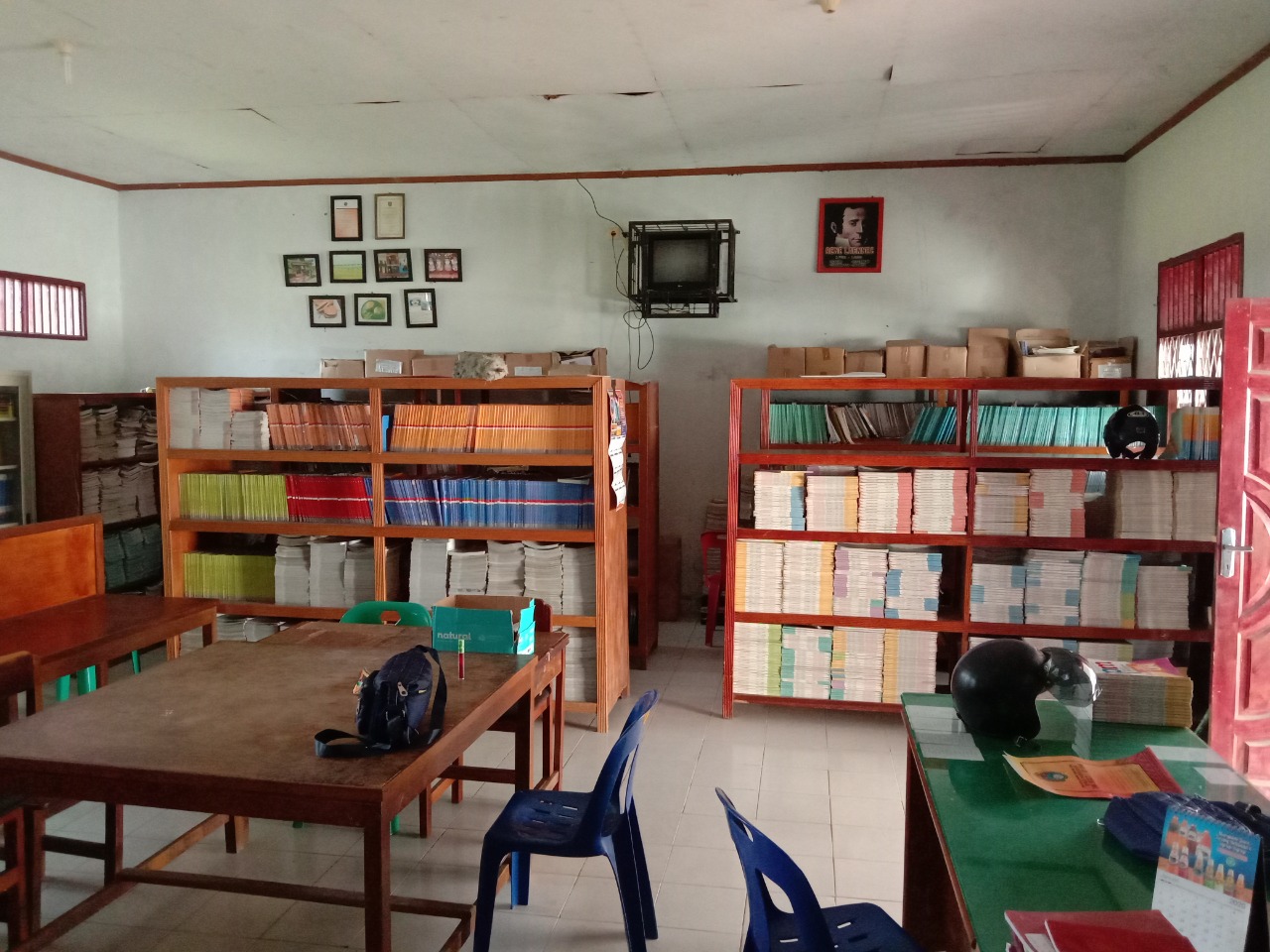 Detail Desain Ruang Perpustakaan Gambar Siswa Membaca Di Perpustakaan ... Detail Desain Ruang Perpustakaan Gambar Siswa Membaca Di Perpustakaan ...