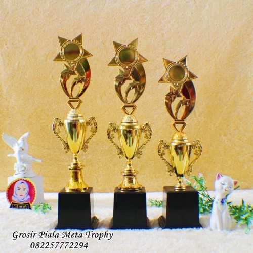 Mewarnai Gambar Piala 55 Koleksi Gambar