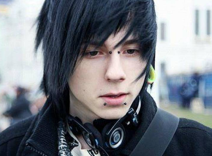 Detail Model Rambut Pria Emo Koleksi Nomer 13